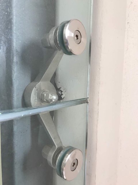 Glass Panel With Spider Hinges | Building Materials Online