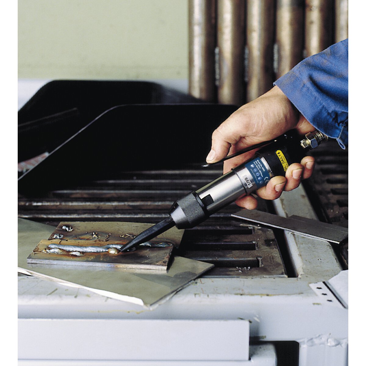 Air Needle Scaler/Flux Chipper 32mm Stroke | Building Materials Online