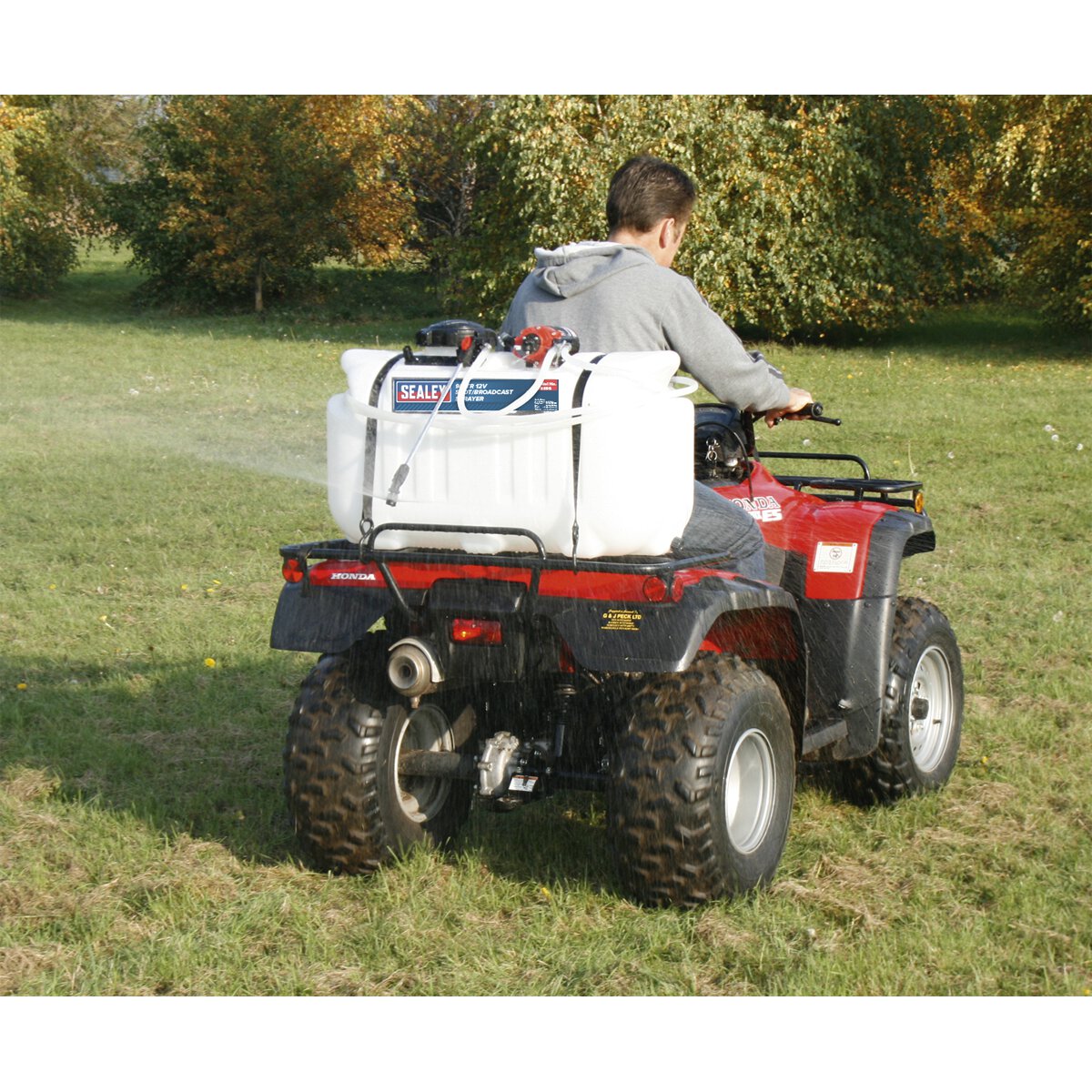 Broadcast/Spot Sprayer 98L 12V | Building Materials Online