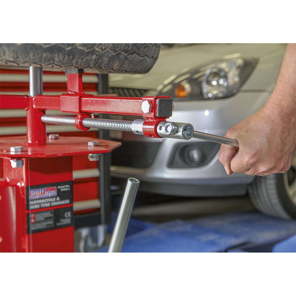 Motorcycle & Mini Tyre Changer | Building Materials Online