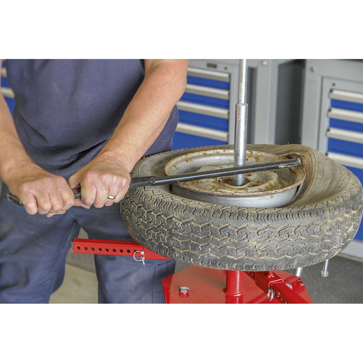 Motorcycle & Mini Tyre Changer | Building Materials Online