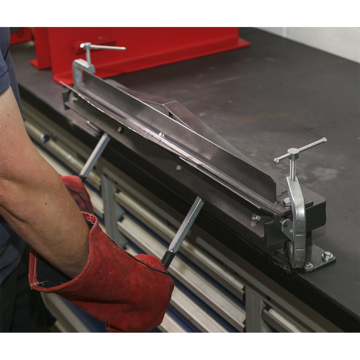 Sheet Metal Folder Vice/Bench Mounting 700mm | Building Materials Online