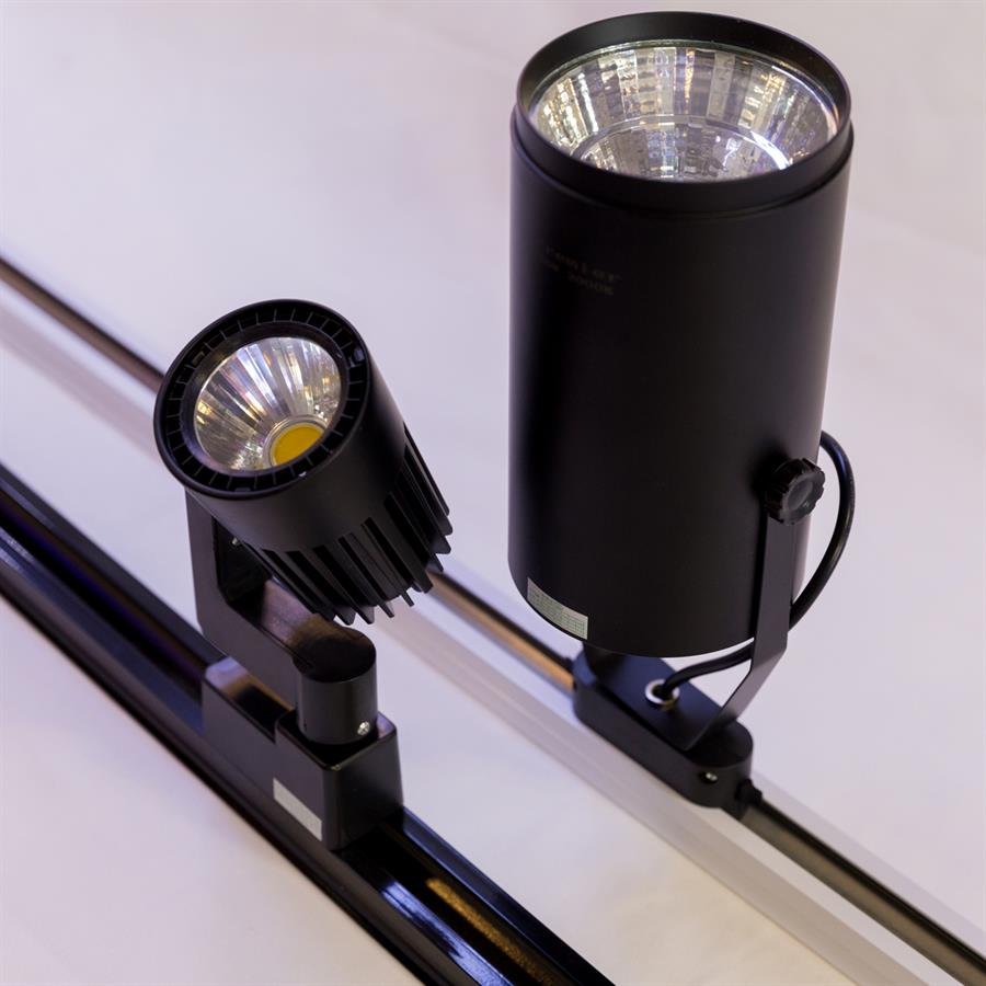 Spotlight Sliding Bar (White) | Building Materials Online